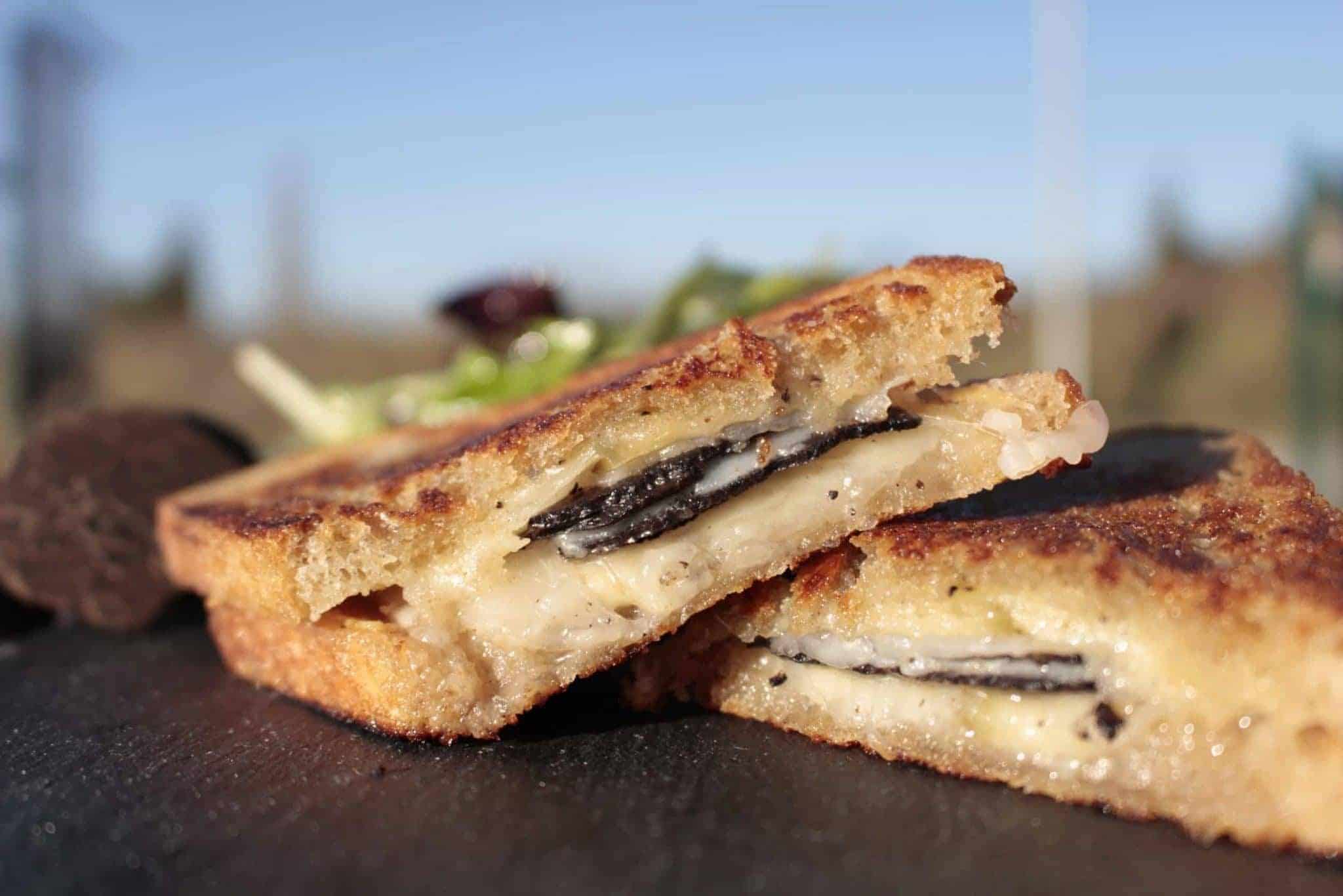 Croque-Monsieur au beurre truffé, Comté, lard et truffe noire ...
